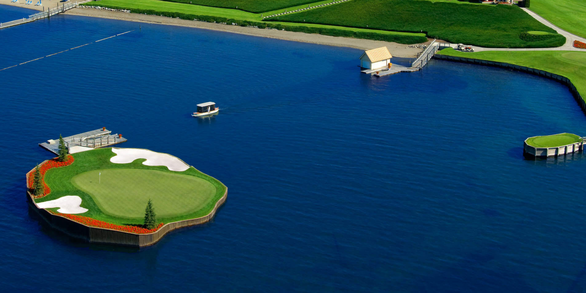 The Floating Green - Bucket List Golf - GolfPlayed